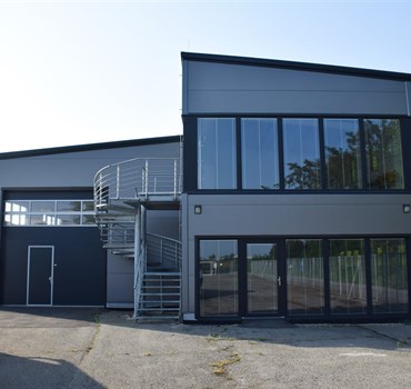 Výrobní hala s administrativou Kovo Uličný